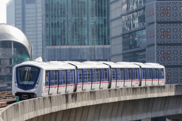 [KEMASKINI] MyRapid: LRT Tergendala, Laluan Kelana Jaya Hingga Ampang ...