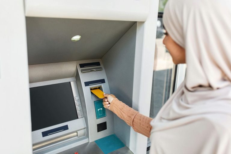 Bank Muamalat, Mastercard Perkenal Kad Debit PKS Patuh Syariah Pertama ...